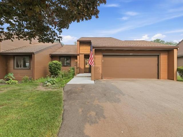 625 Maple Creek Dr Unit 35, Holland, MI 49423