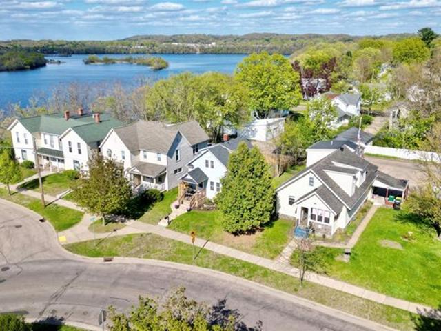 625 N Dewey St, Eau Claire, WI 54703