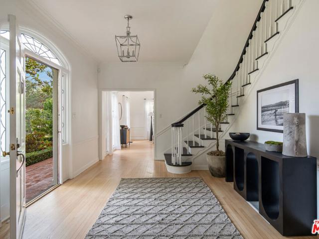 625 N Sierra Drive