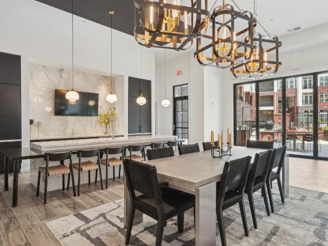 625 S Elliott Road S1e