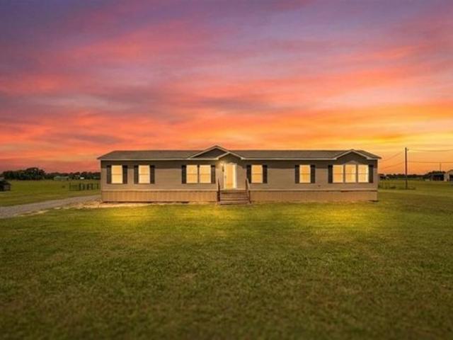625 S Joseph St, Welsh, LA 70591