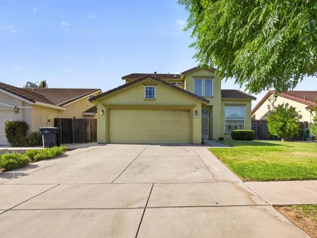 625 SE Helen Dr, Turlock, CA 95382