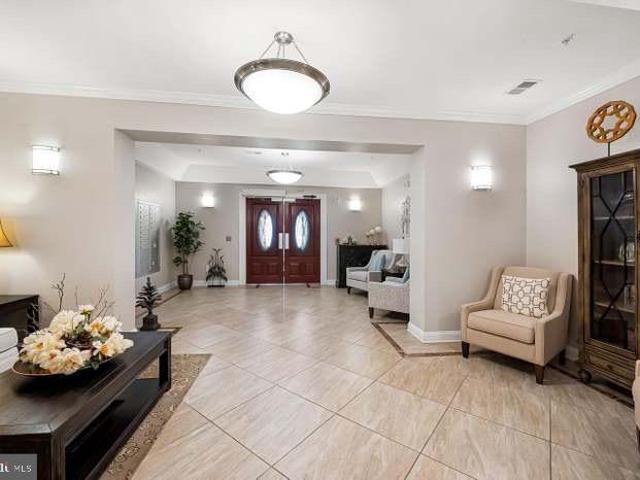 625 Quarry View Court # 208