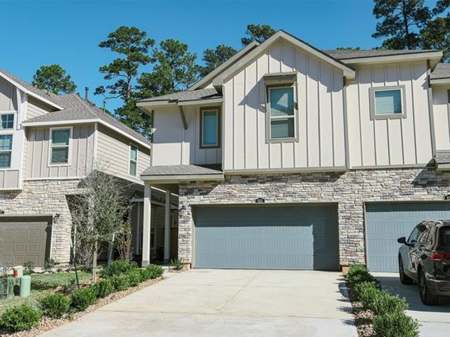625 Royal Arch Dr, Conroe, TX 77304