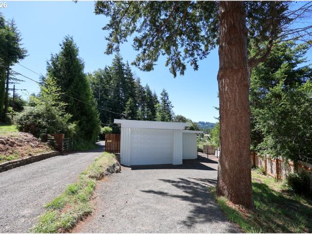 625 royal dr