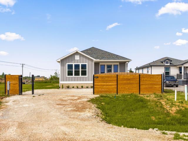 625 Road 5704 Cleveland, TX 77327 | MLS #77374 | Compass