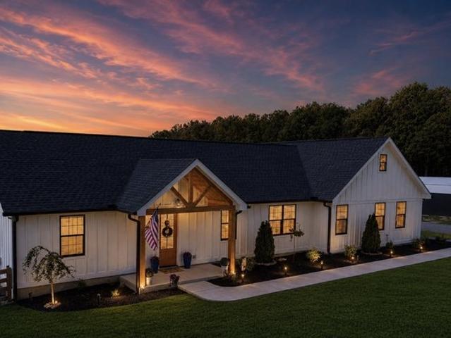 625 Robert Smith Rd, McMinnville, TN 37110