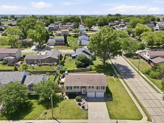 625 W Valley Drive