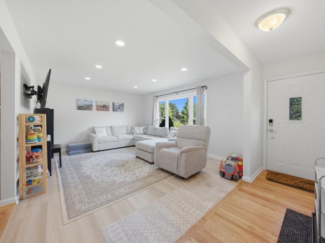 625 W Briarcliff Road