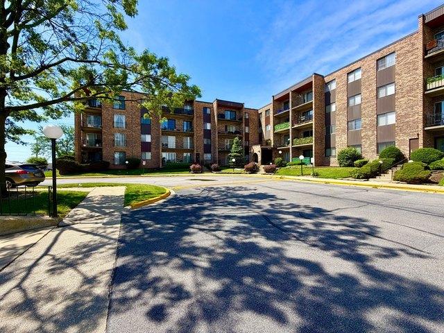 625 W Huntington Commons Rd Apt 317, Mount Prospect, IL 60056