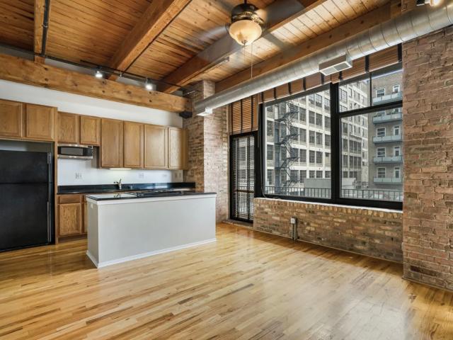 625 W Jackson Blvd, Unit 307, Chicago, IL 60661 | MLS #12575 | Compass