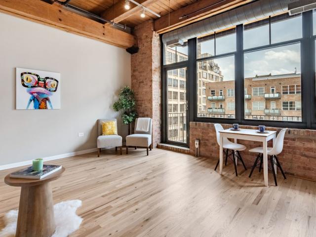 625 W Jackson Boulevard # 606