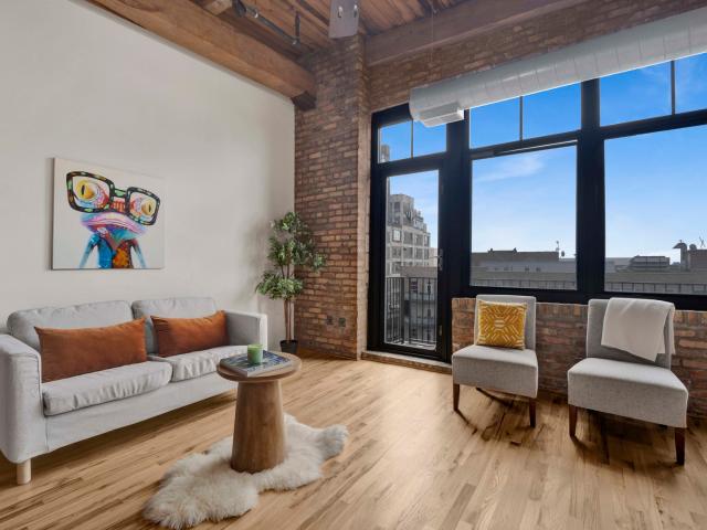 625 W JACKSON Boulevard # 806