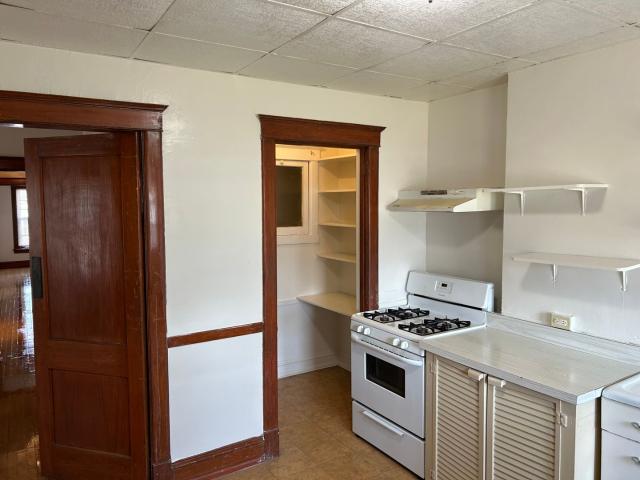 62/64 W 15th Street