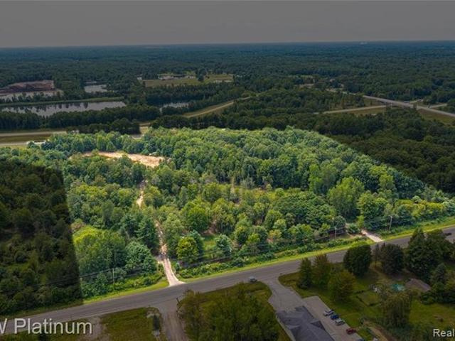 6265 Lapeer Rd, Kimball Township, MI 48074
