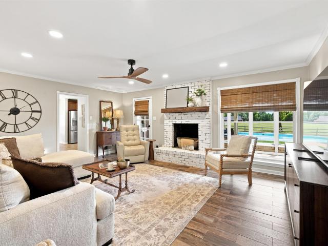 6265 twin oaks dr