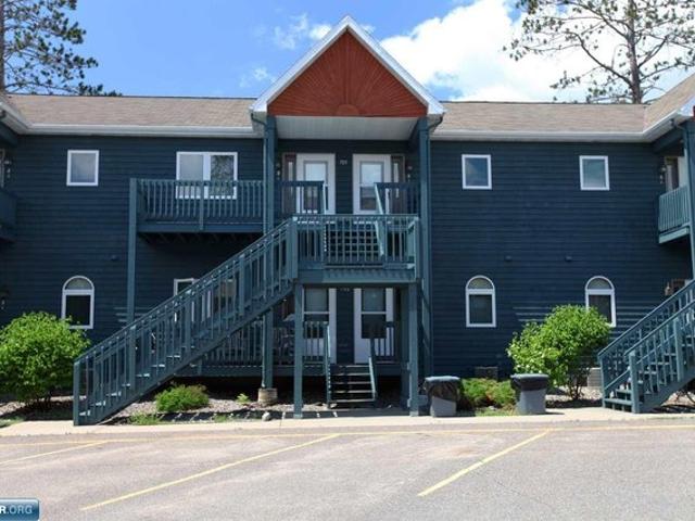 6266 Giants Ridge Rd, Biwabik, MN 55708