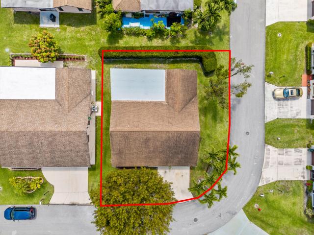 6266 Red Cedar Cir, Greenacres, FL 33463 | MLS #B26007 | Compass