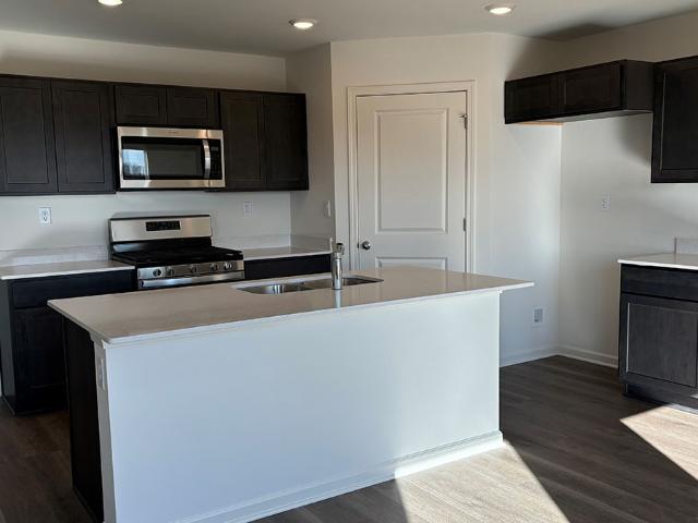 6269 maple glen Drive