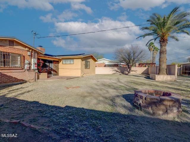 6260 E 2nd St, Tucson, AZ 85711