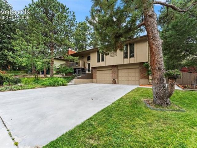 6260 Garlock Way, Colorado Springs, CO 80918