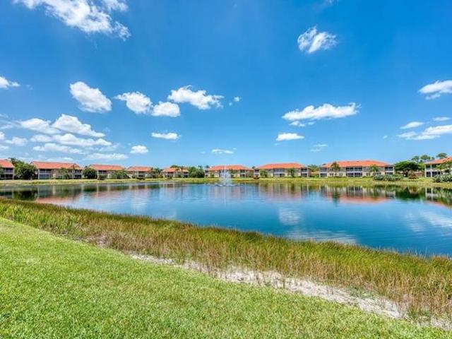 6260 Huntington Lakes Cir #102, Naples, FL 34119