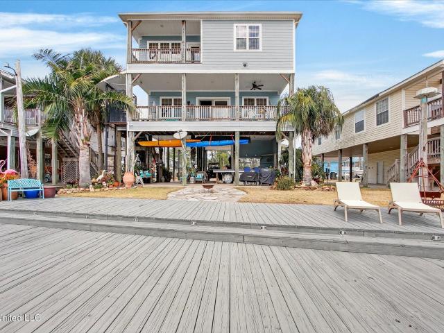 6261 Pontiac Drive