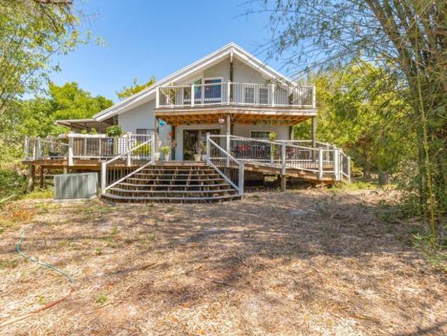 6261 Sleepy Hollow Dr, Titusville, FL 32780
