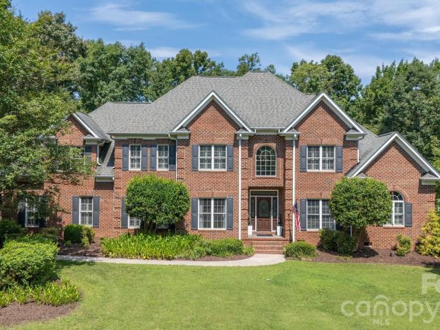 6263 Chamar Circle