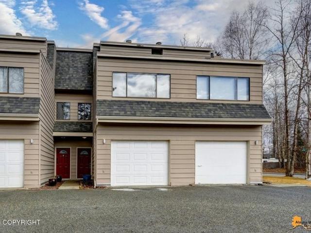 6263 E 41st Ct, Anchorage, AK 99504