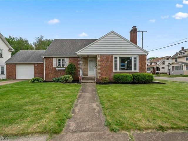626 22nd St NW, Canton, OH 44709