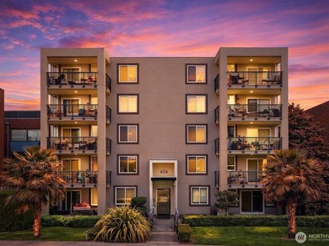 626 4th Ave W Apt 104, Seattle, WA 98119
