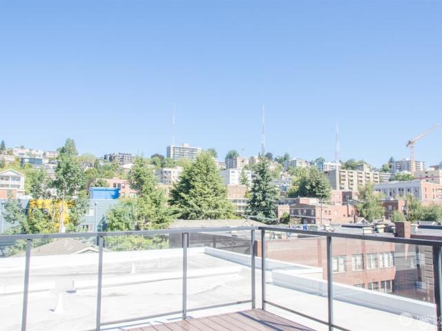 626 4th Avenue W # 201