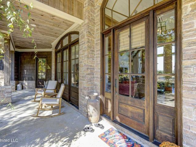 626 Cedar Hill Rd, Flora, MS