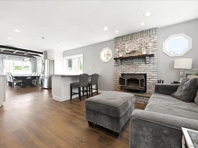 626 Central Avenue