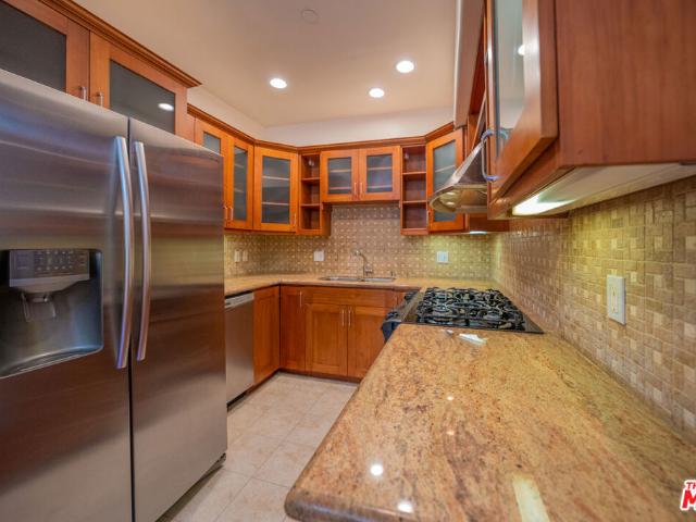 626 E Orange Grove Avenue 105