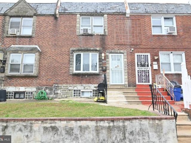 626 E Raymond St, Philadelphia, PA 19120
