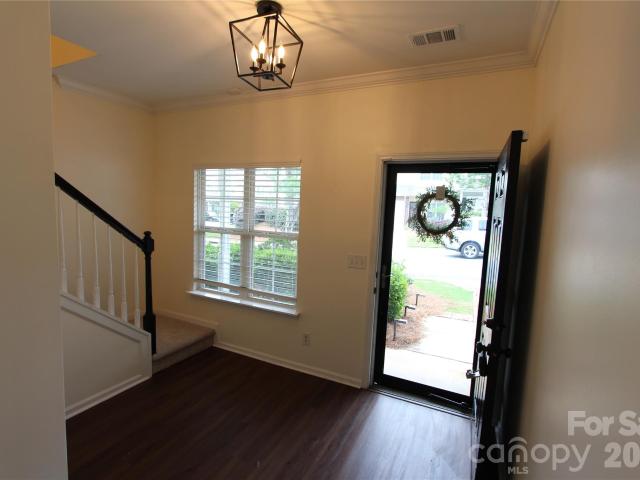626 Fountain Court