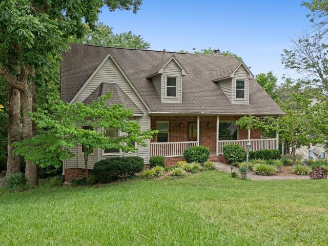 626 Knollwood Dr