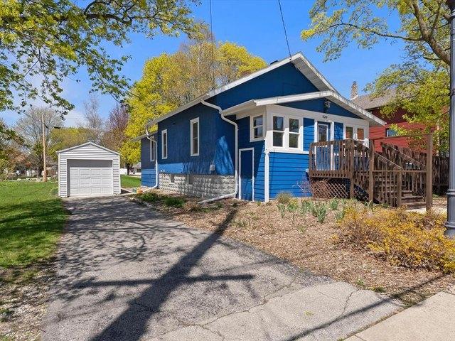 626 Jefferson St, Sturgeon Bay, WI 54235