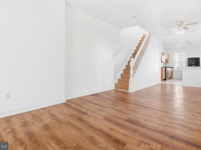 626 N Curley Street