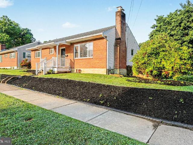 626 S Locust Street