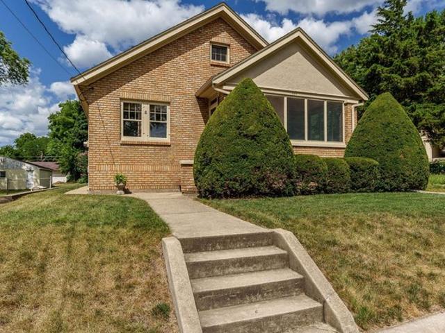 626 Smith Ave, Rockford, IL 61107