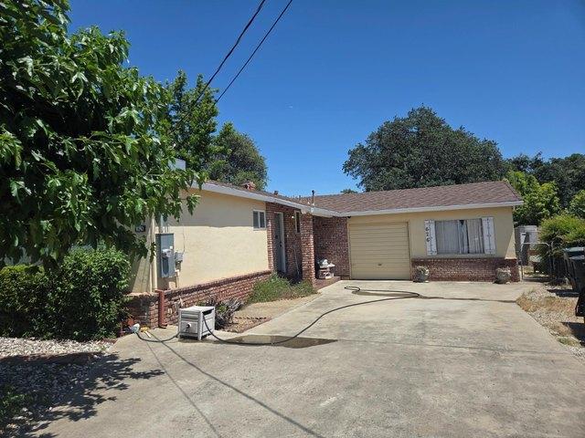 626 Sutter Ln, Ione, CA 95640