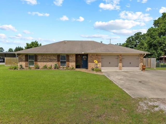 626 Suncrest, Bridge City, TX 77611