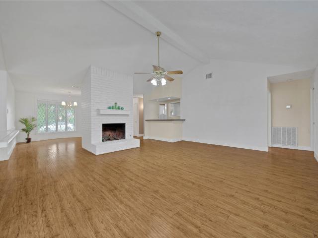626 Park Knoll Lane