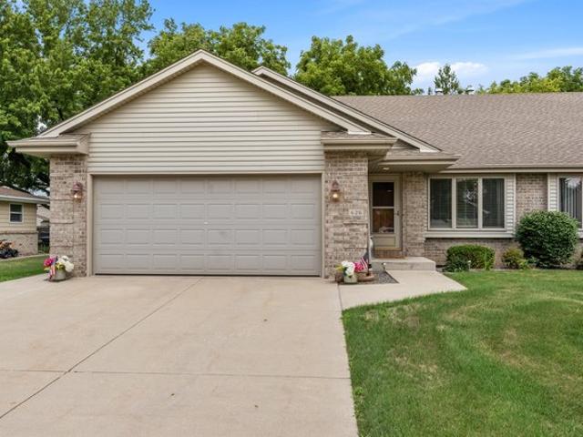 626 W Prospect St, Hartford, WI 53027