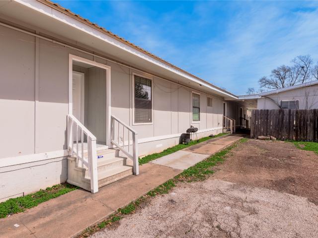 626 University Ave, Unit G, Huntsville, TX 77320 | MLS #68037