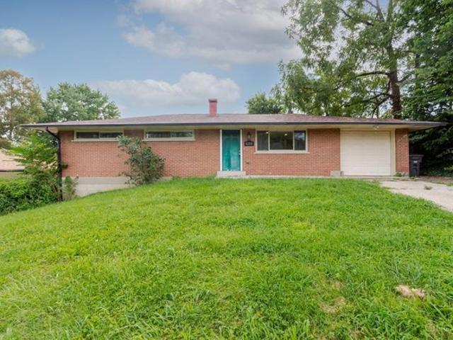 626 Upland Dr, West Carrollton, OH 45449