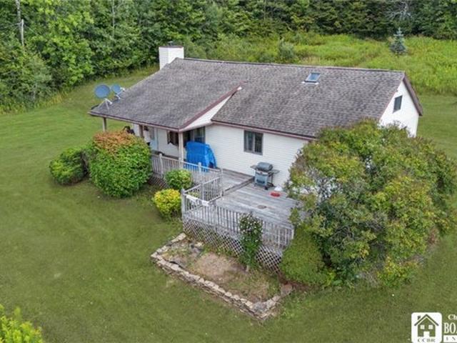 6274 Morgan Hollow Rd, Franklinville, NY 14737